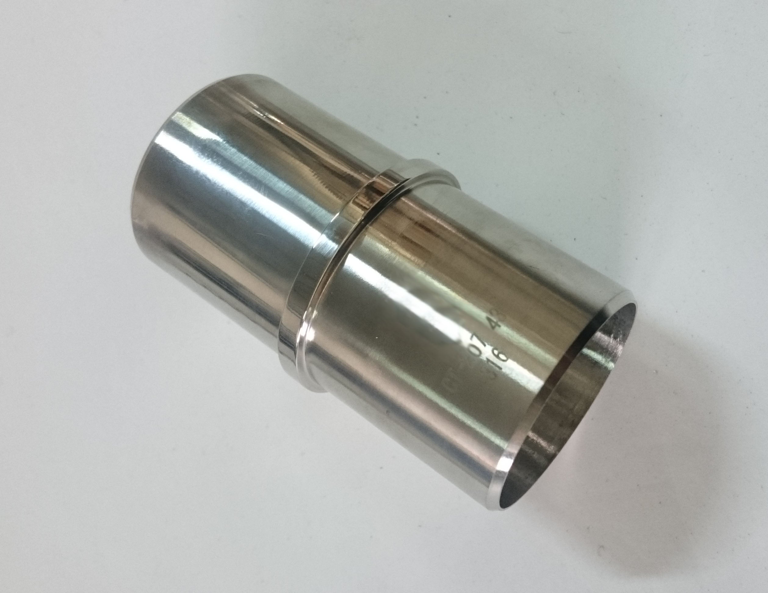 Casquillo acero inoxidable para tubo de 50 | Leroy Merlin