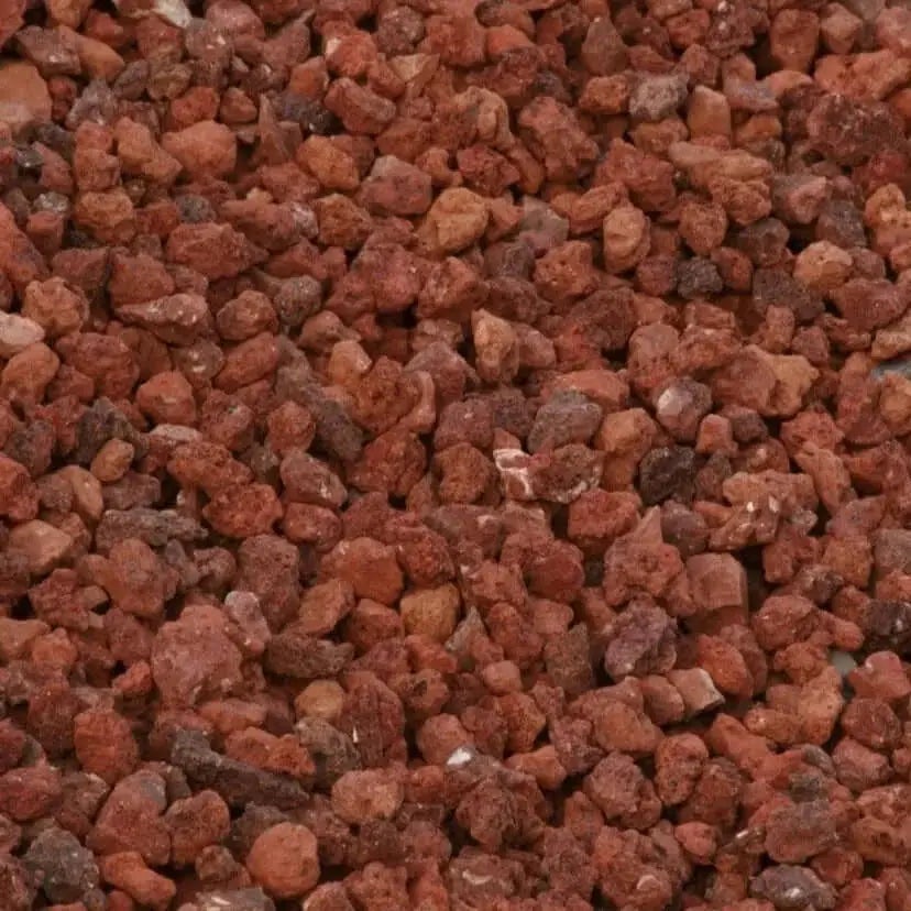 Grava Volcánica Roja Saco 20 L. / 10-25 mm | Leroy Merlin