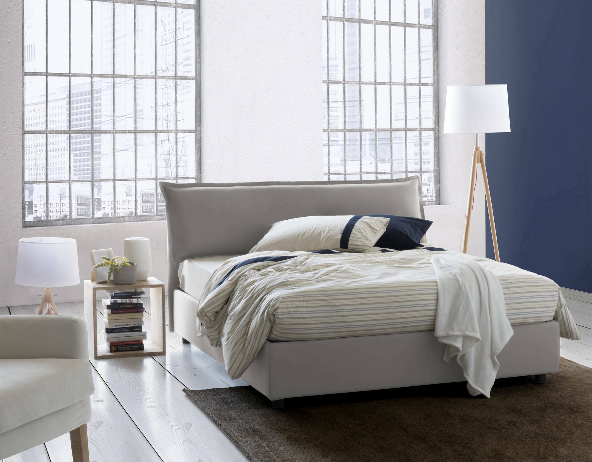 Lit double Cloe, Lit coffre déhoussable avec tête de lit rembourrée et ...