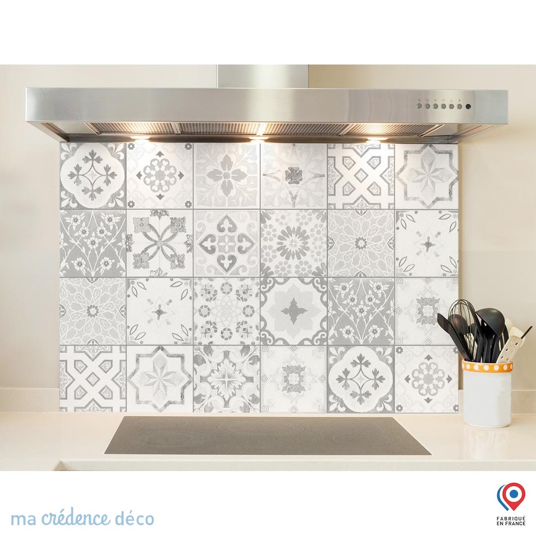 Cr dence Cuisine Fond De Hotte Carreaux Ciments Antique Gris Verre cr-dence-cuisine-fond-de-hotte-carreaux-ciments-antique-gris-verre