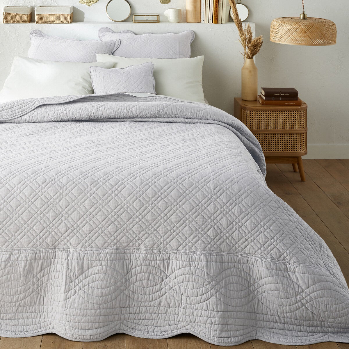 Boutis matelassé coton, Scenario - Gris perle - 140 x 200 cm | Leroy Merlin