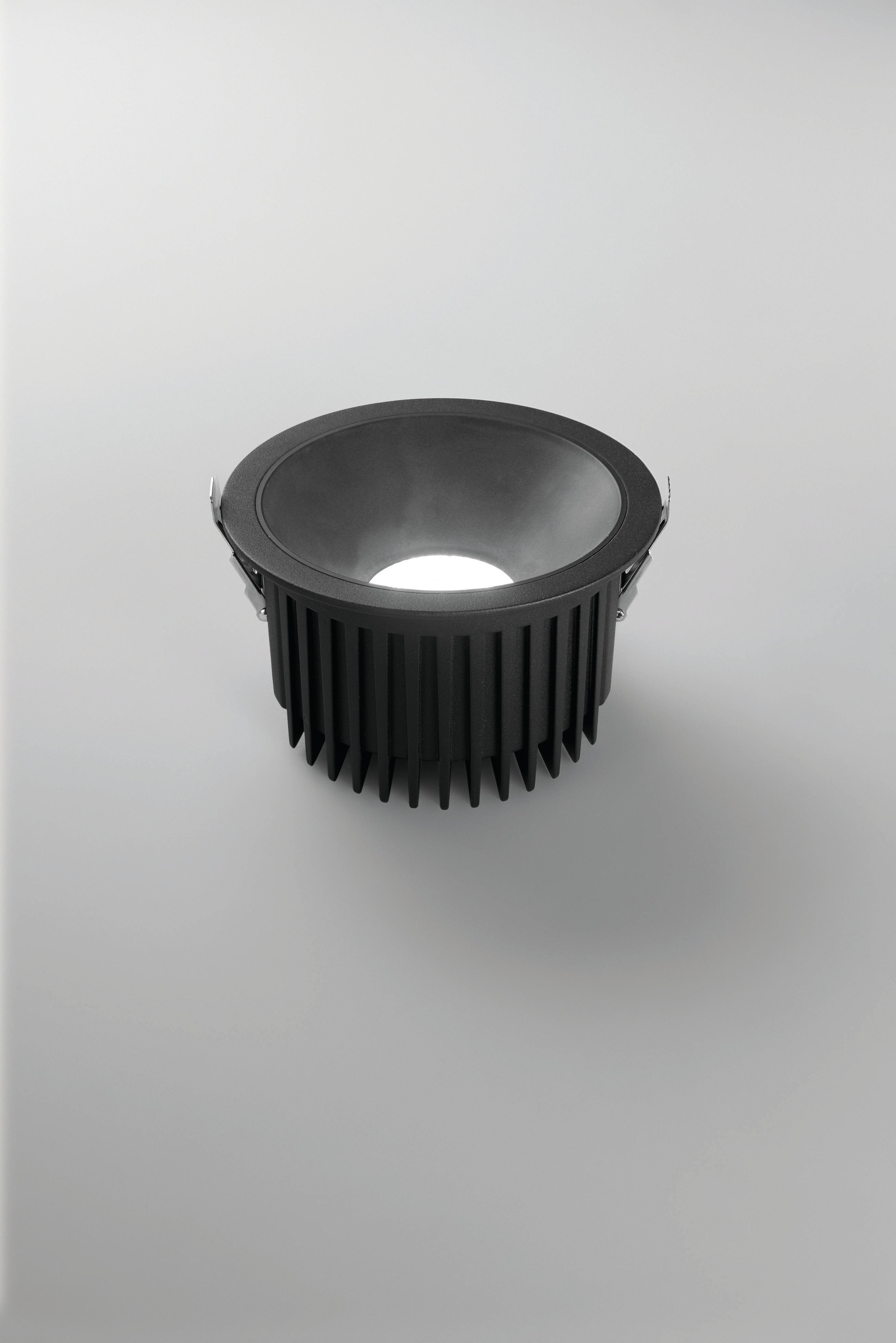 "Luminaire encastré LED extérieur QUANTUM en aluminium noir avec fonction CCT 40W" | Leroy Merlin