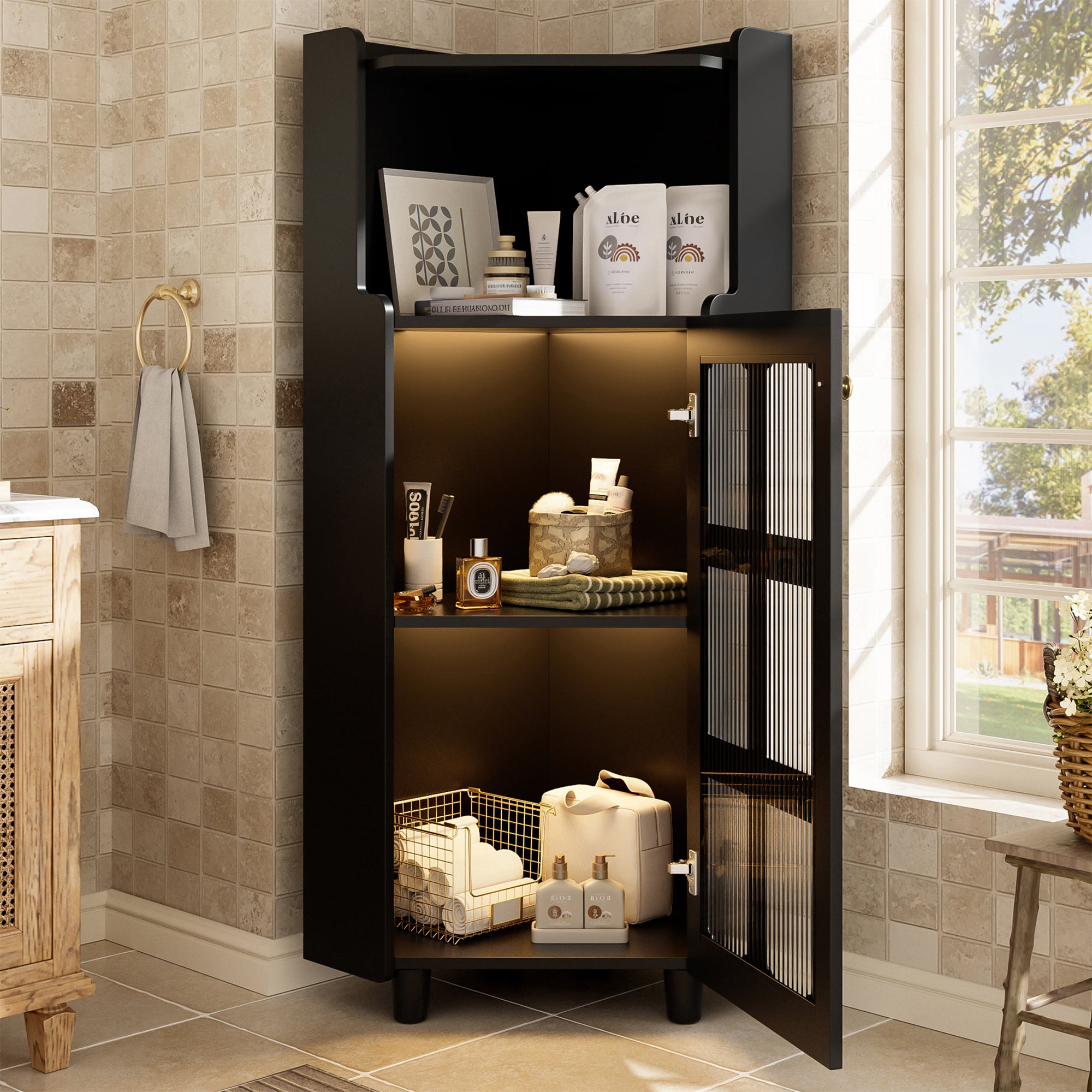 Mueble de baño de esquina con 1 puerta de cristal y 1 compartimento ...