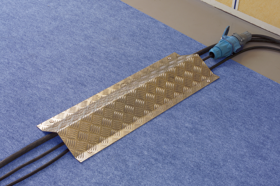 MOTTEZ - Protège câbles - A382S | Leroy Merlin