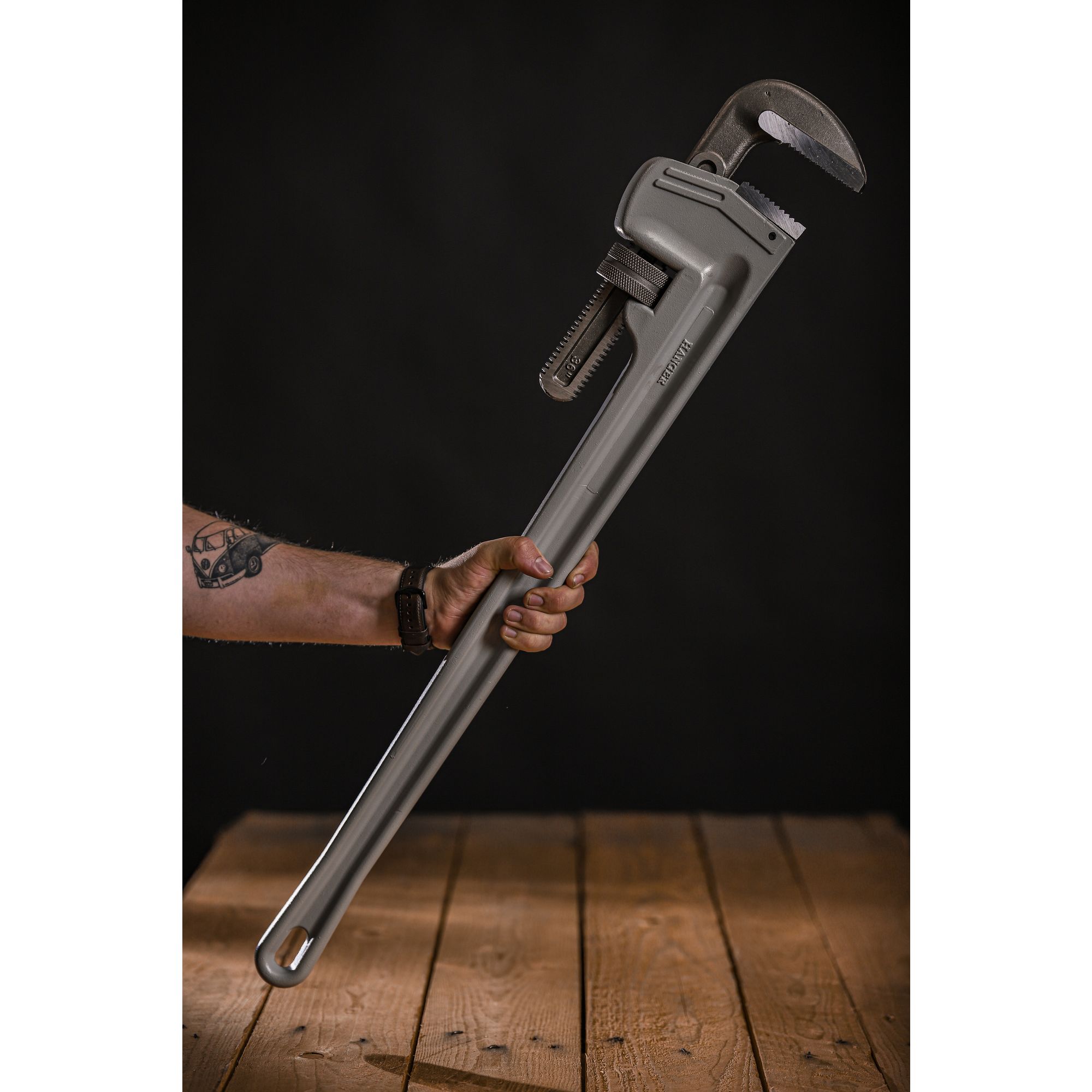 Clé à griffe alu 36'' longueur 900mm - HANGER - 121236 | Leroy Merlin