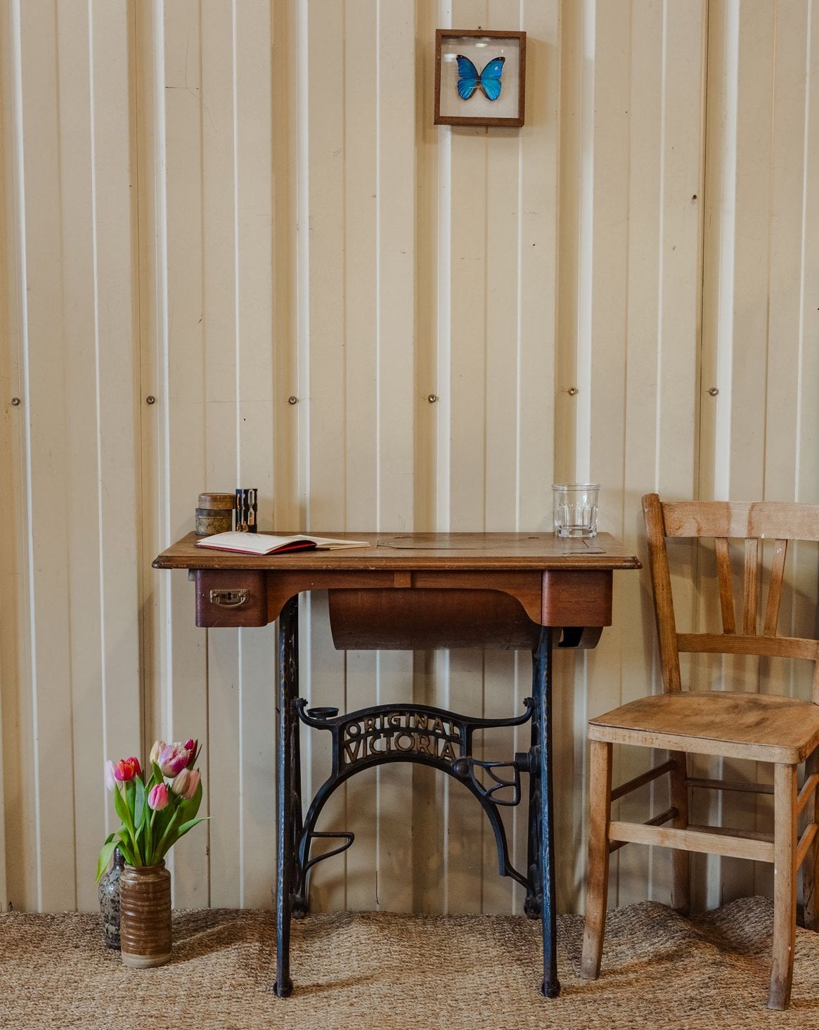 Table machine à coudre en bois et fer Francine N°688 - Bon état | Leroy ...