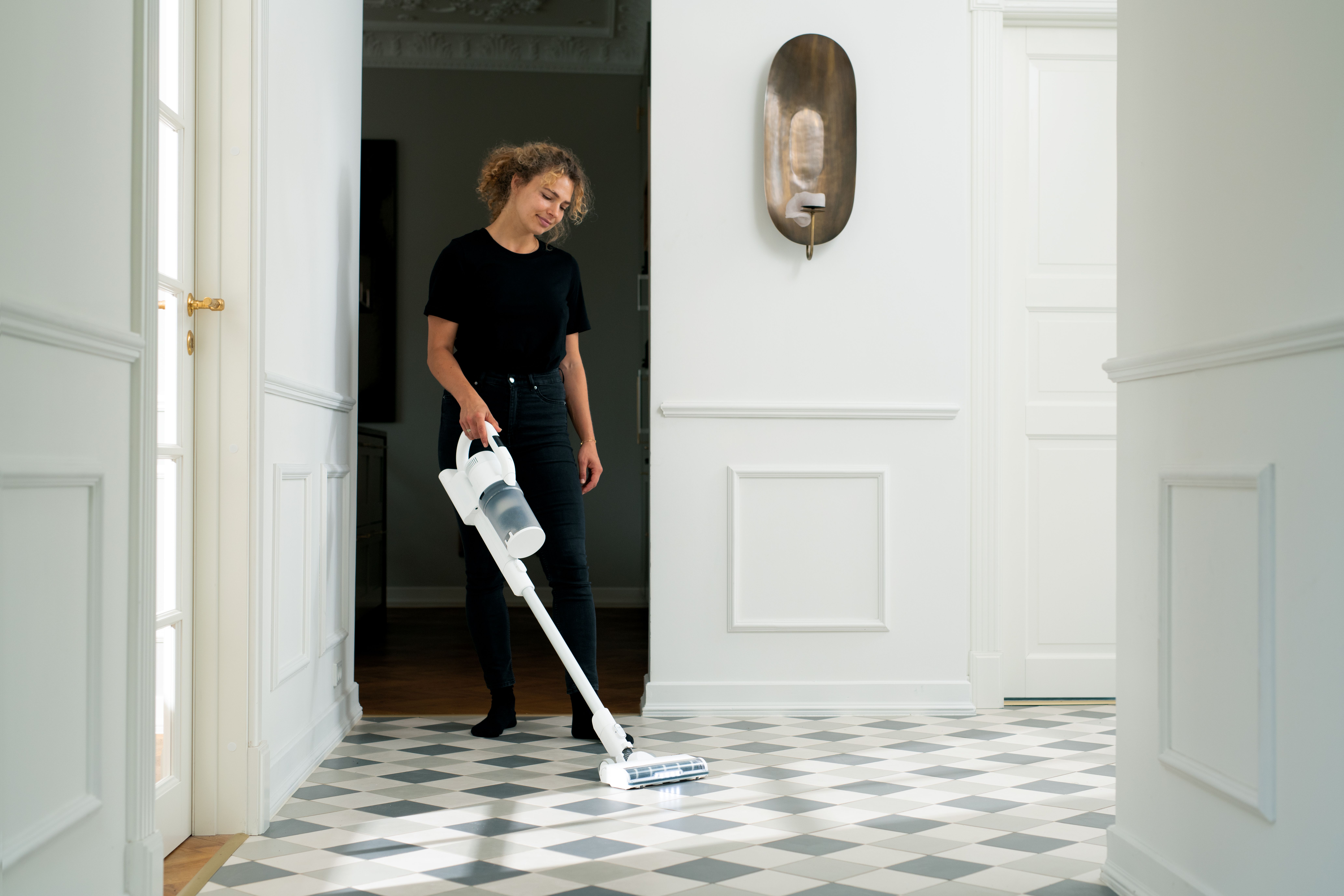 2 en 1 Aspirateur Balai Vertical et Aspirateur à Main, Sans Fil et Sans ...