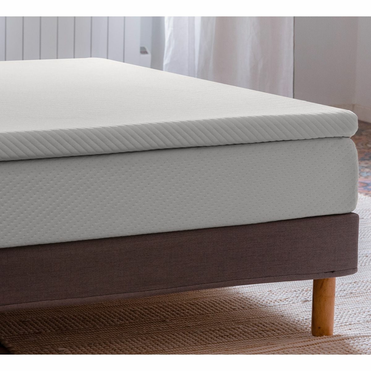Surmatelas mousse mémoire de forme 5cm déhoussable 140x200cm - Hypnia ...