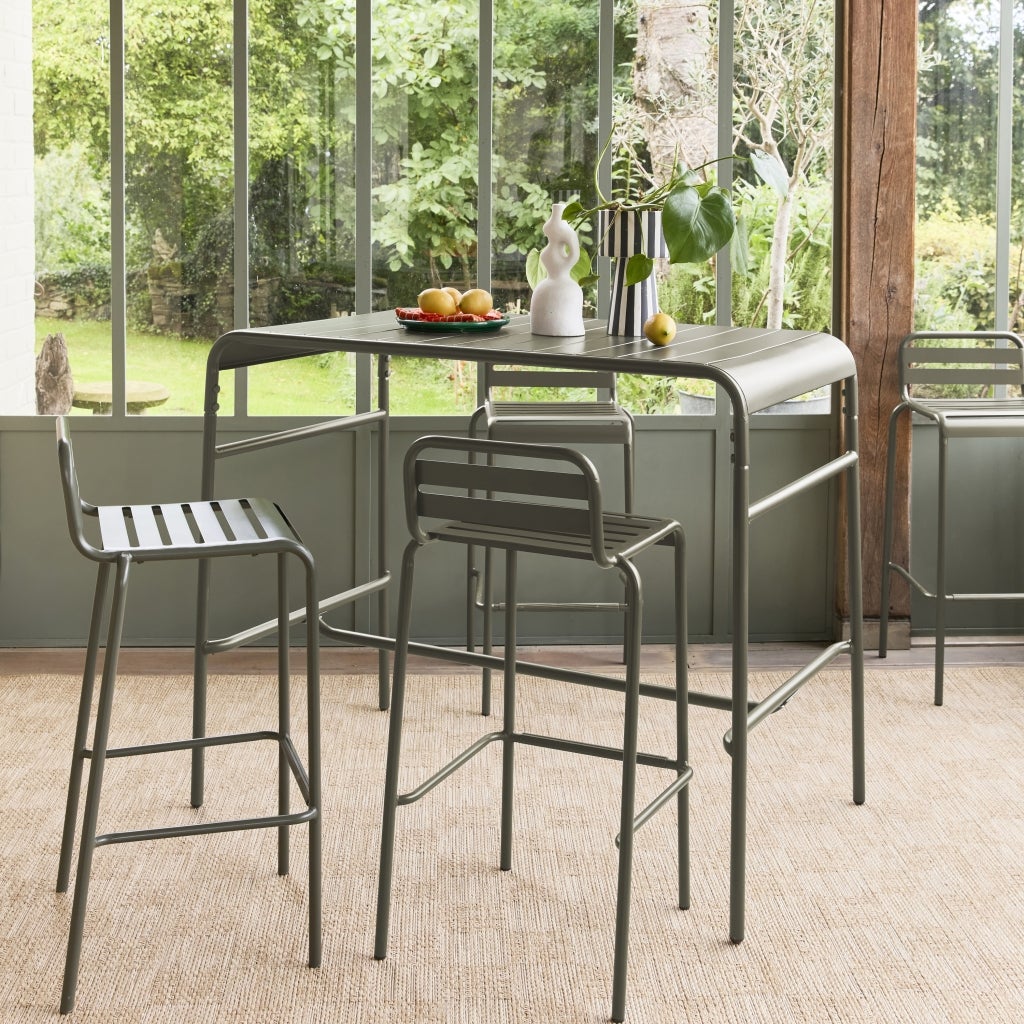 Table haute de jardin acier + 4 assises AMELIA kaki. 4 chaises hautes ...