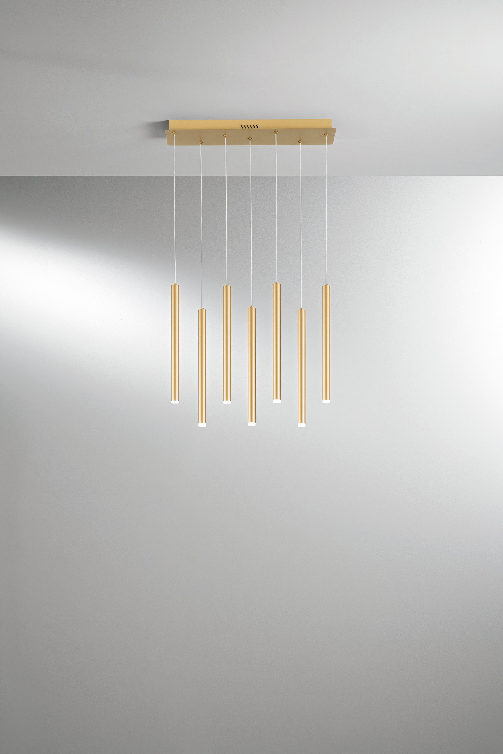 "Suspension LED PYPE 7 suspensions 35W en métal doré avec fonction CCT" | Leroy Merlin