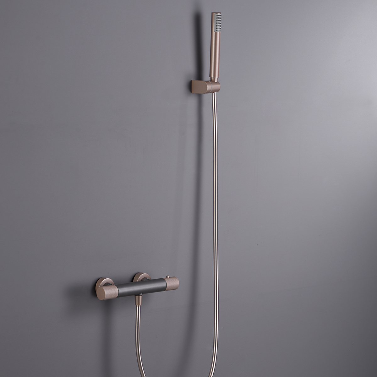 Set doccia termostatico Line champagne in ottone e zama, tubo PVC ...