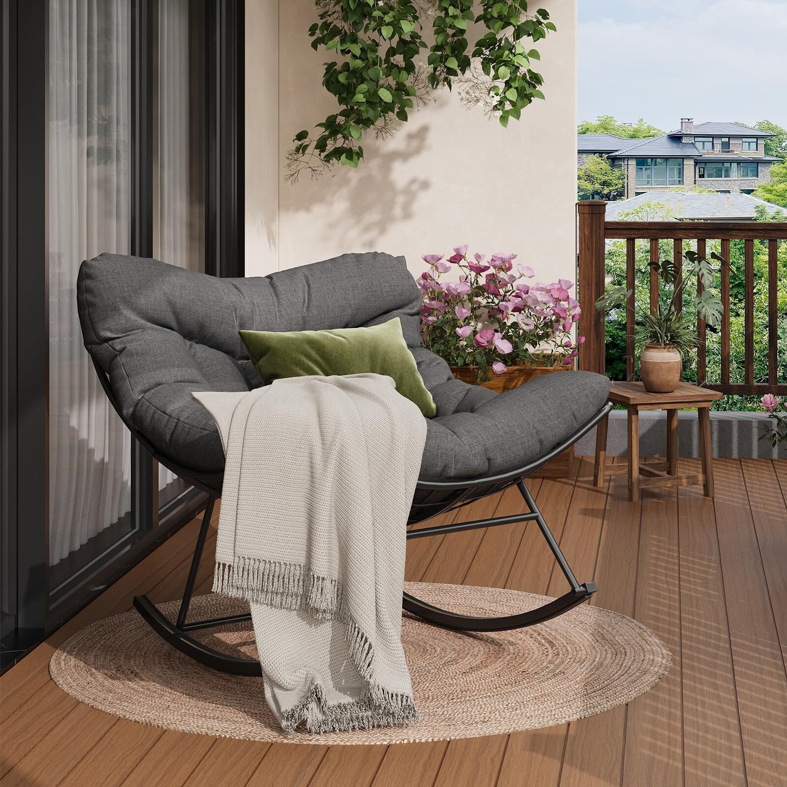 Silla mecedora grande, cojín grueso y estructura metálica, sillón relax ...