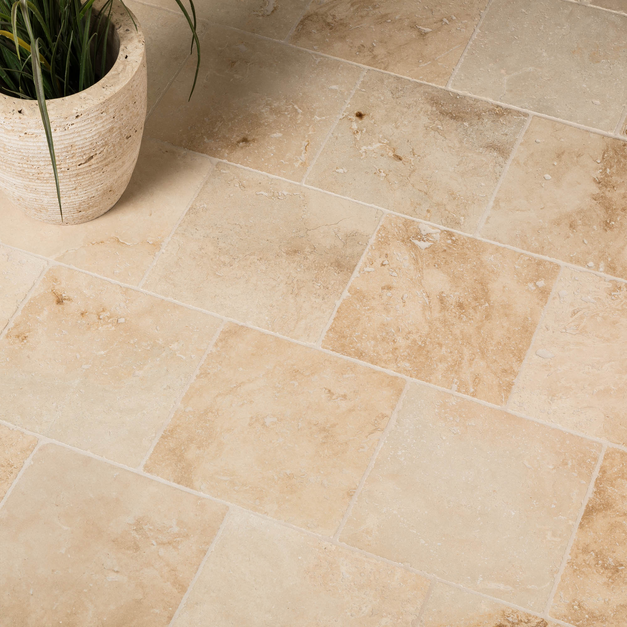 Travertin Sol et Mur Beige Mix 1er Choix 20x20 Ep. 10 mm - RO'MA Nature ...