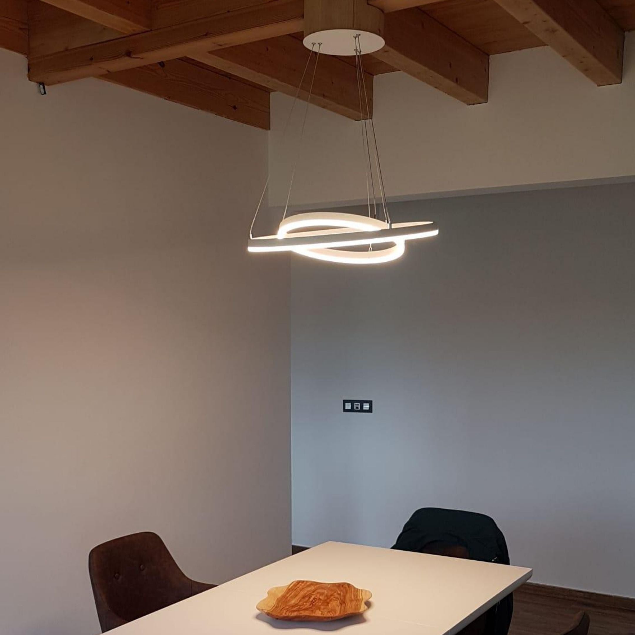 Lámpara Colgante Led con Aros Cruzados 74w 3000k | Leroy Merlin