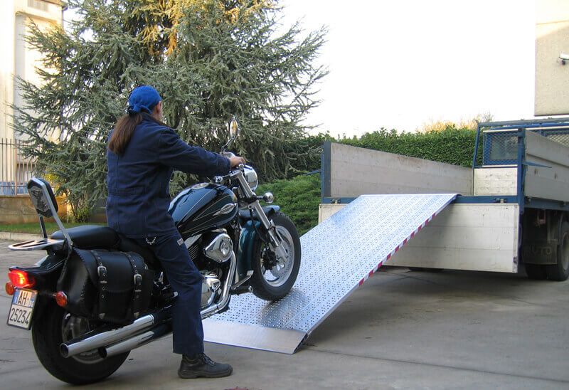 Rampe 1500mm - Hauteur à franchir 450mm - Charge max 2214kg - Largeur ...