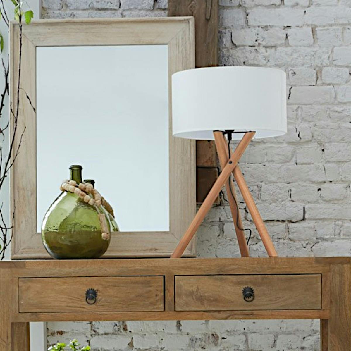 Lampe Trépied en pin 3 pieds "tournés" et abat-jour blanc H66cm | Leroy Merlin