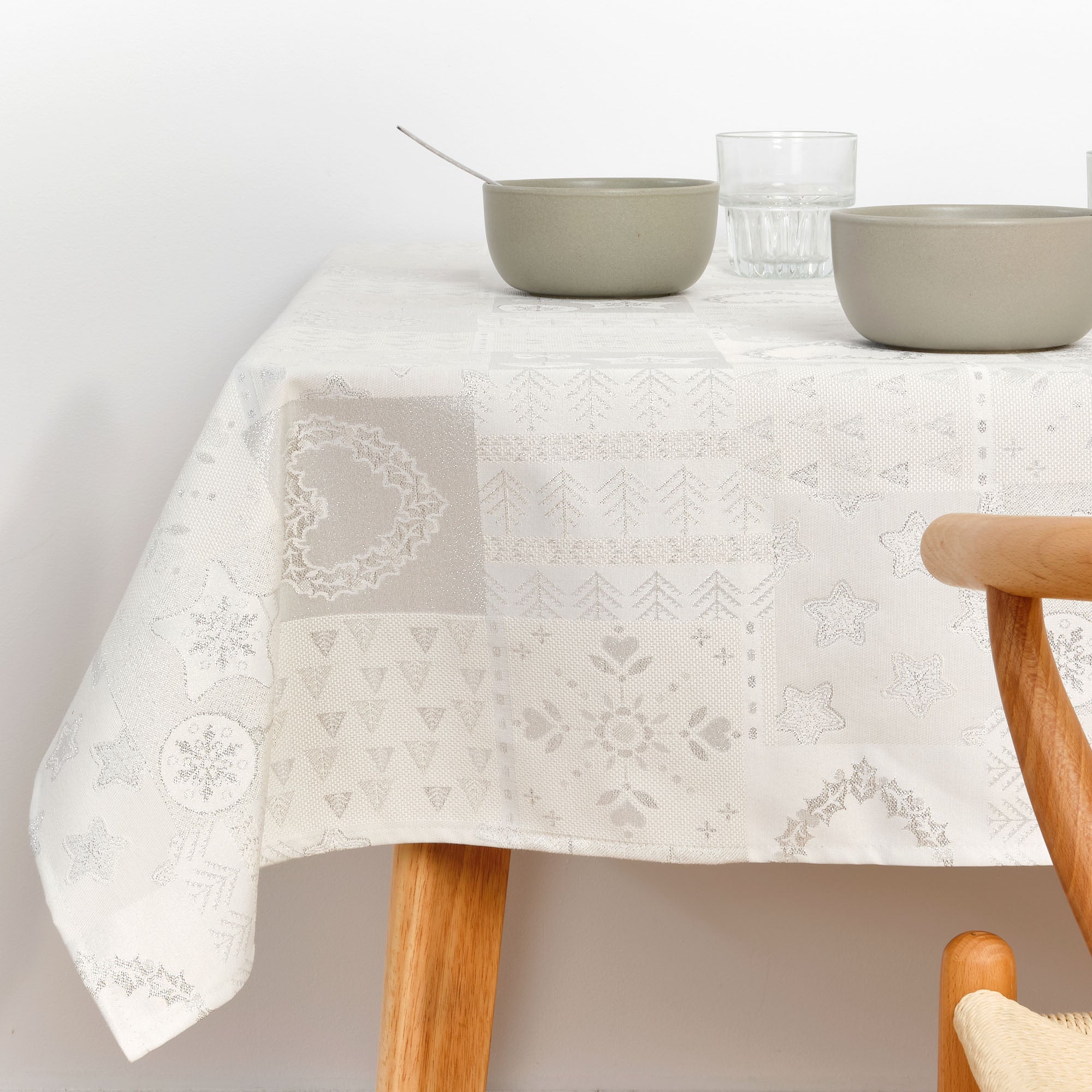 Tovaglia al tatto in tessuto jacquard R22120 Naturale argento Lurex ...