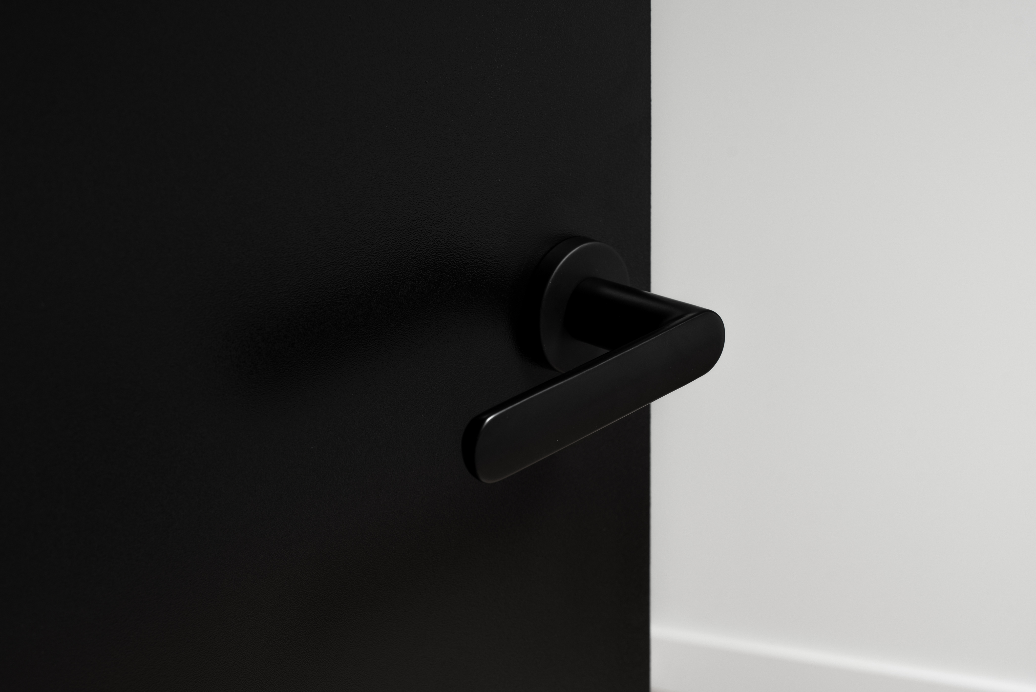 Wovar Poignée de porte Lavuzo Novara Noire avec rosace ronde - Par set ...