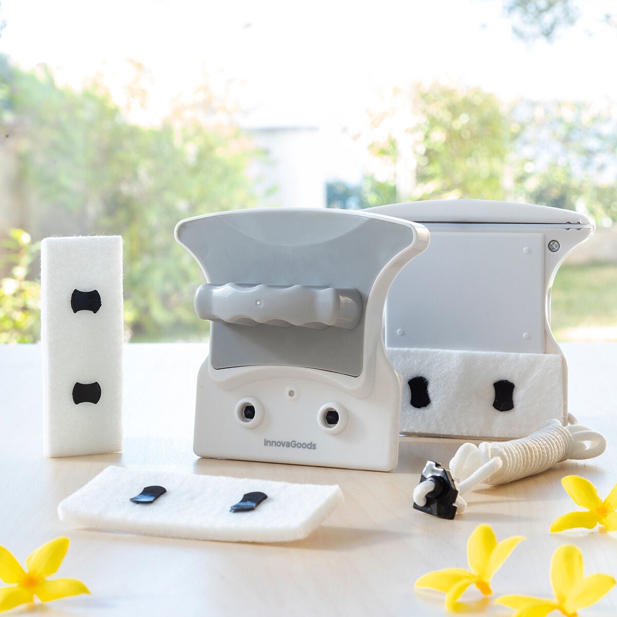 Limpiacristales Magnético Magly InnovaGoods | Leroy Merlin